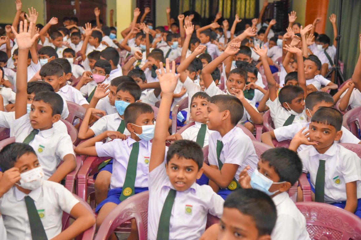 Inspirational session on the topic "Robotics" to Dhammissara National ...