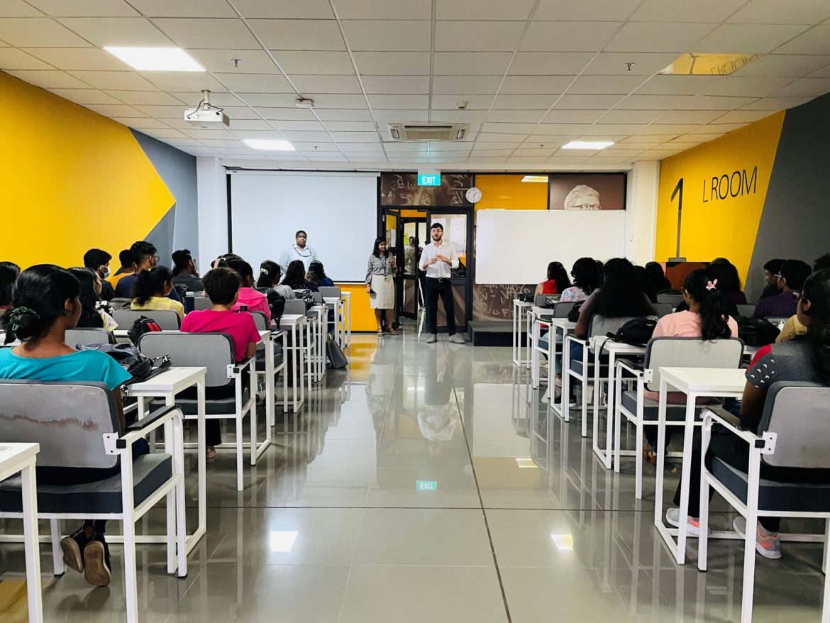 Liverpool John Moores University Regional Manager makes an exciting appearance at SLIIT | SLIIT